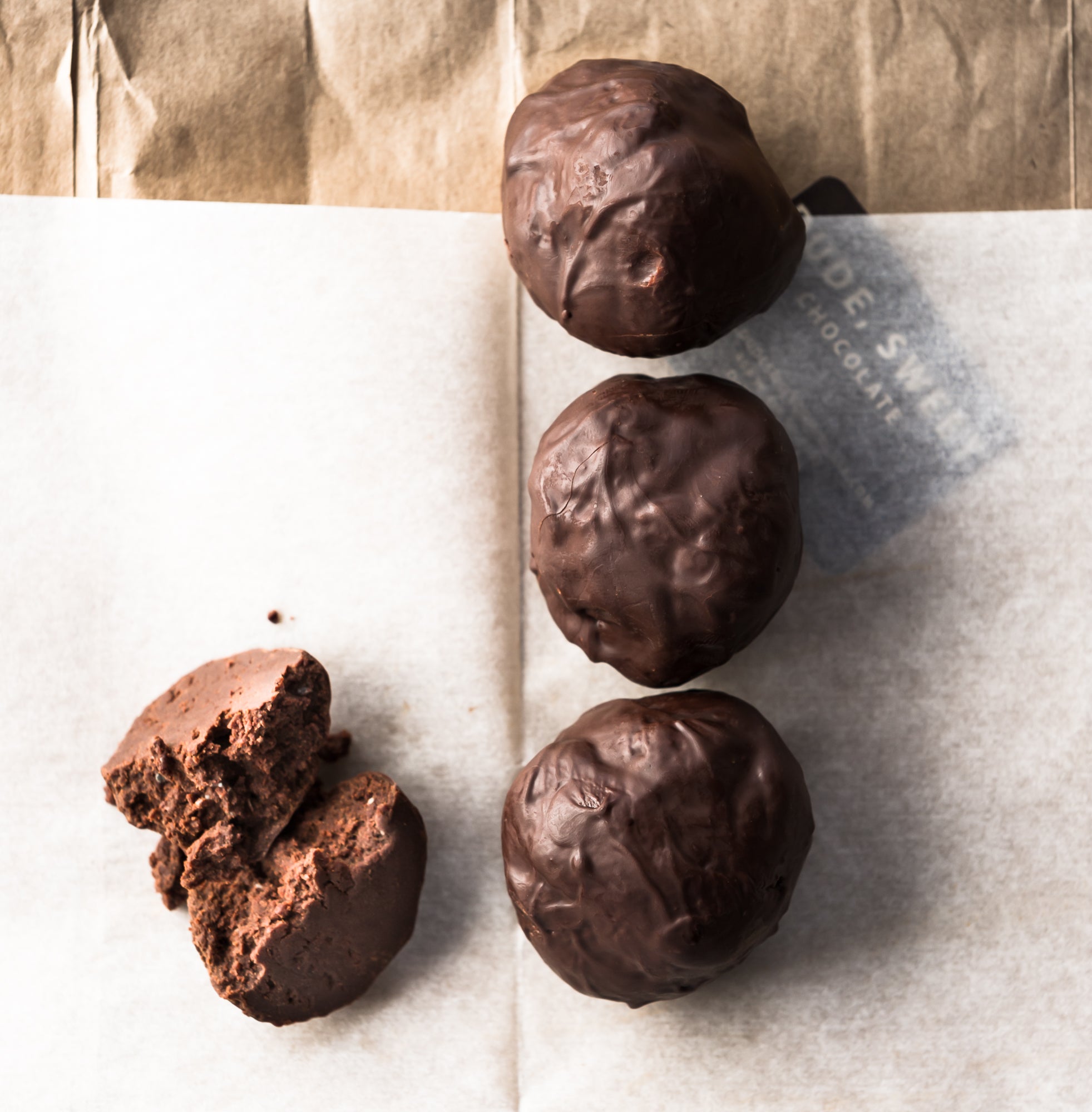 Angel's Envy Whiskey Chocolate Fudge – Dude, Sweet Chocolate